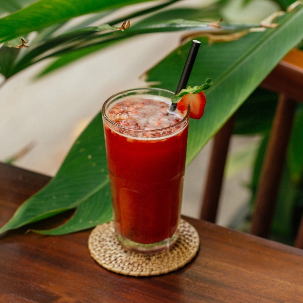 MARU STRAWBERRY ICED TEA - Home | MARU Poké Cafe Sri Lanka